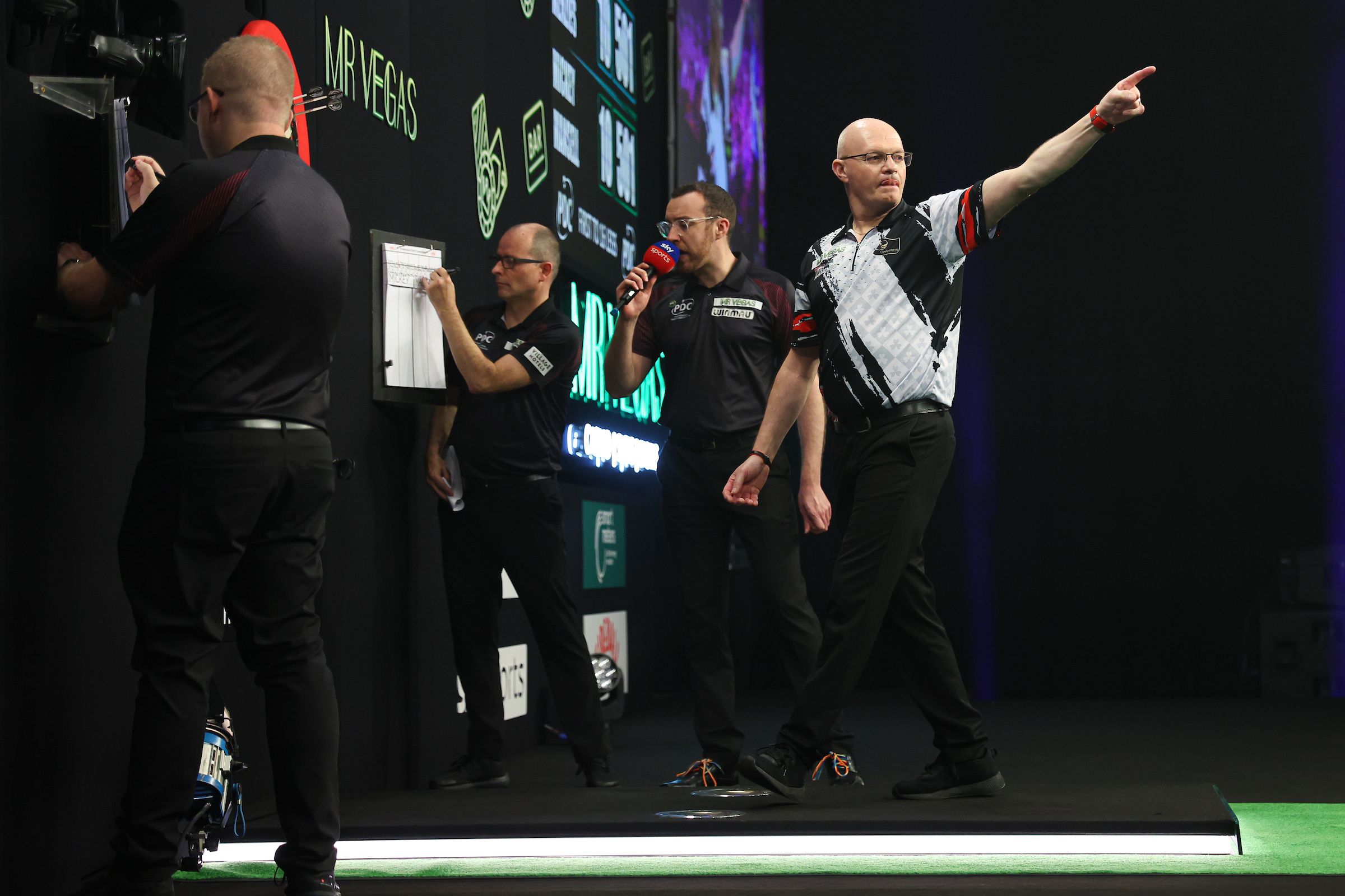 2024 Grand Slam of Darts: Mickey Mansell Reaches His First Ever Major ...