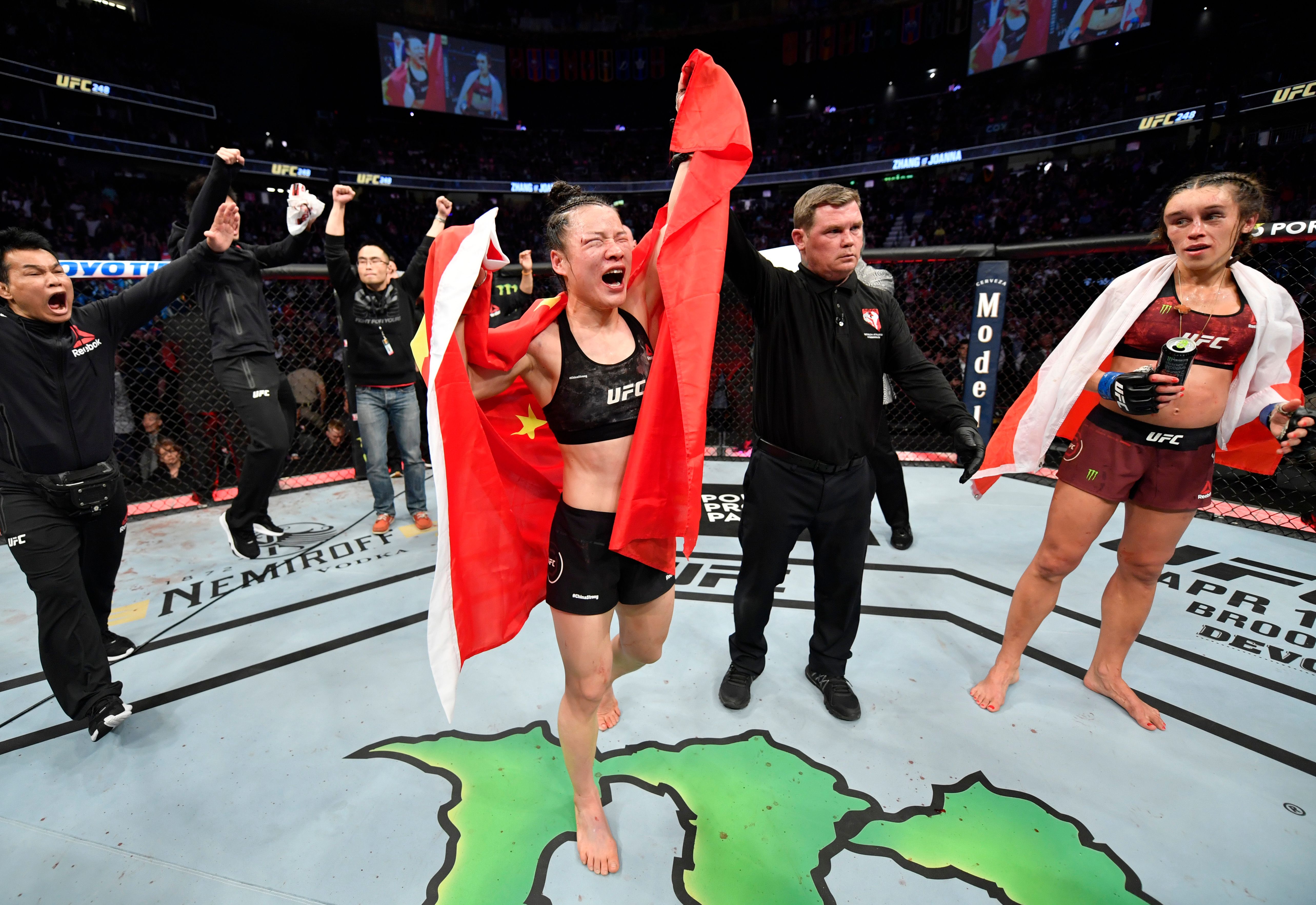 Who is the Current UFC Women's Strawweight Champion?