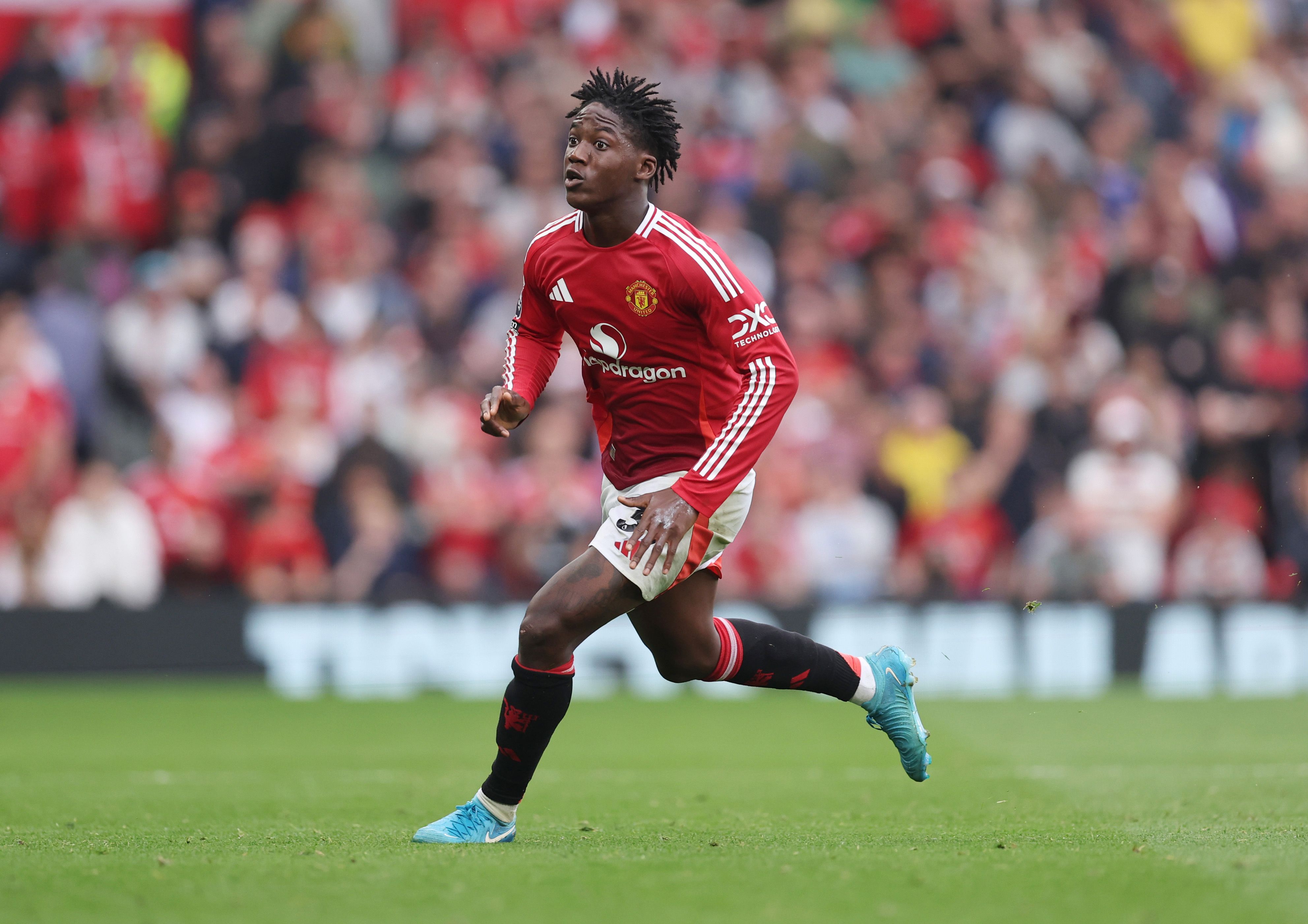 Man Utd Great Backs Rising Stars Mainoo and Garnacho to Revive ...