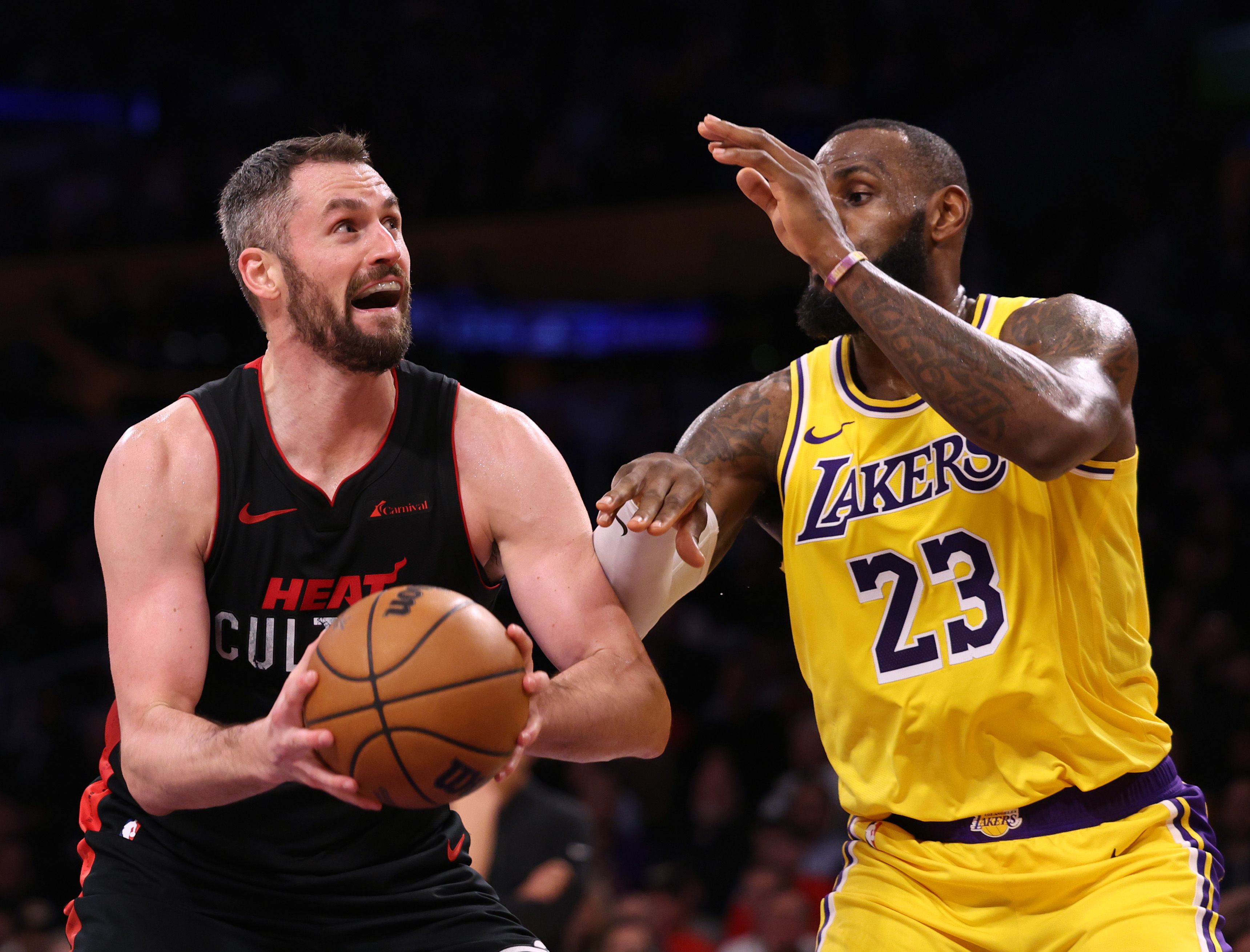 Miami Heat vs Los Angeles Lakers Preview: Odds, Tips and Prediction ...
