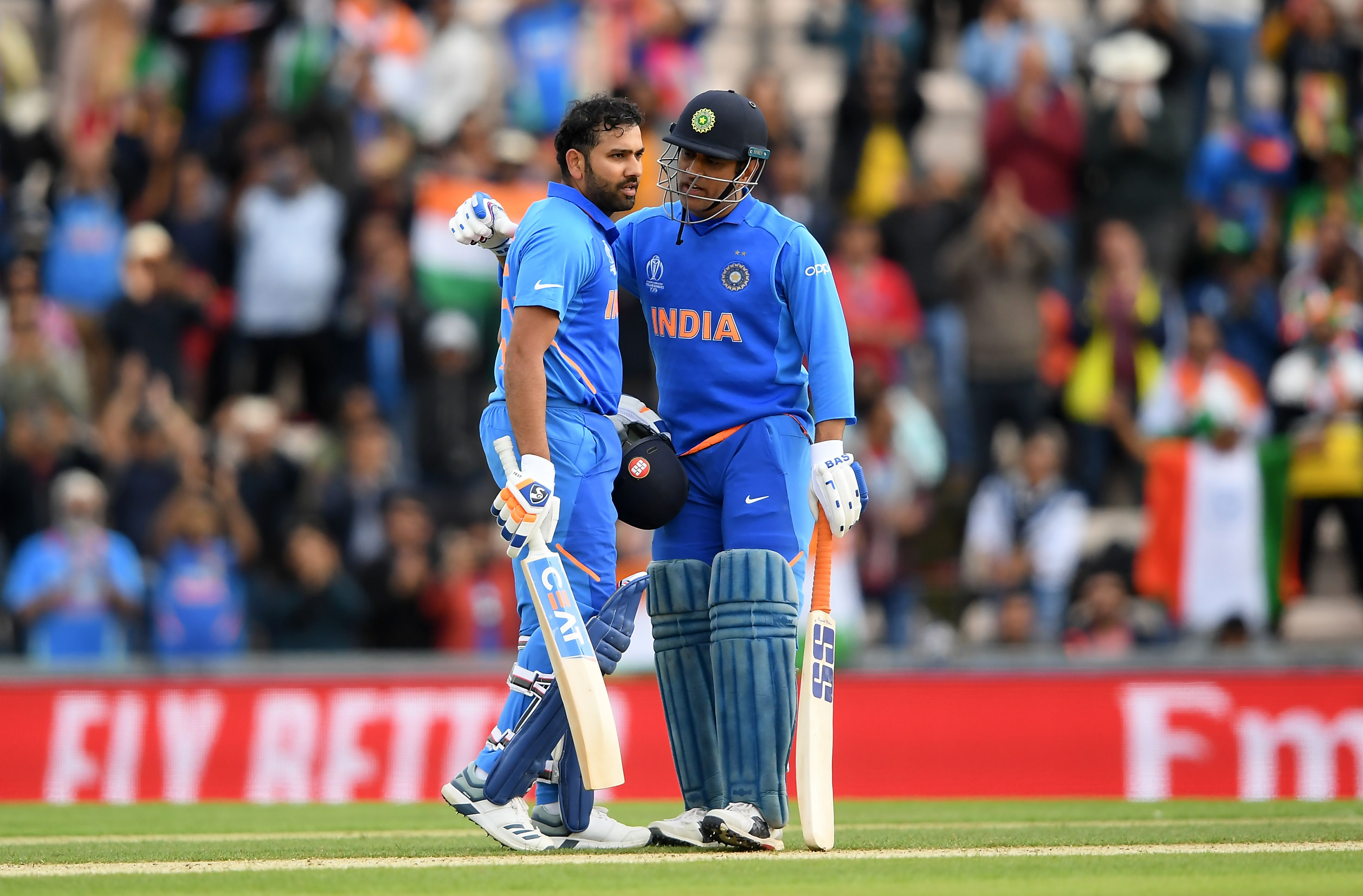 MS Dhoni vs Rohit Sharma: Who is the Best?