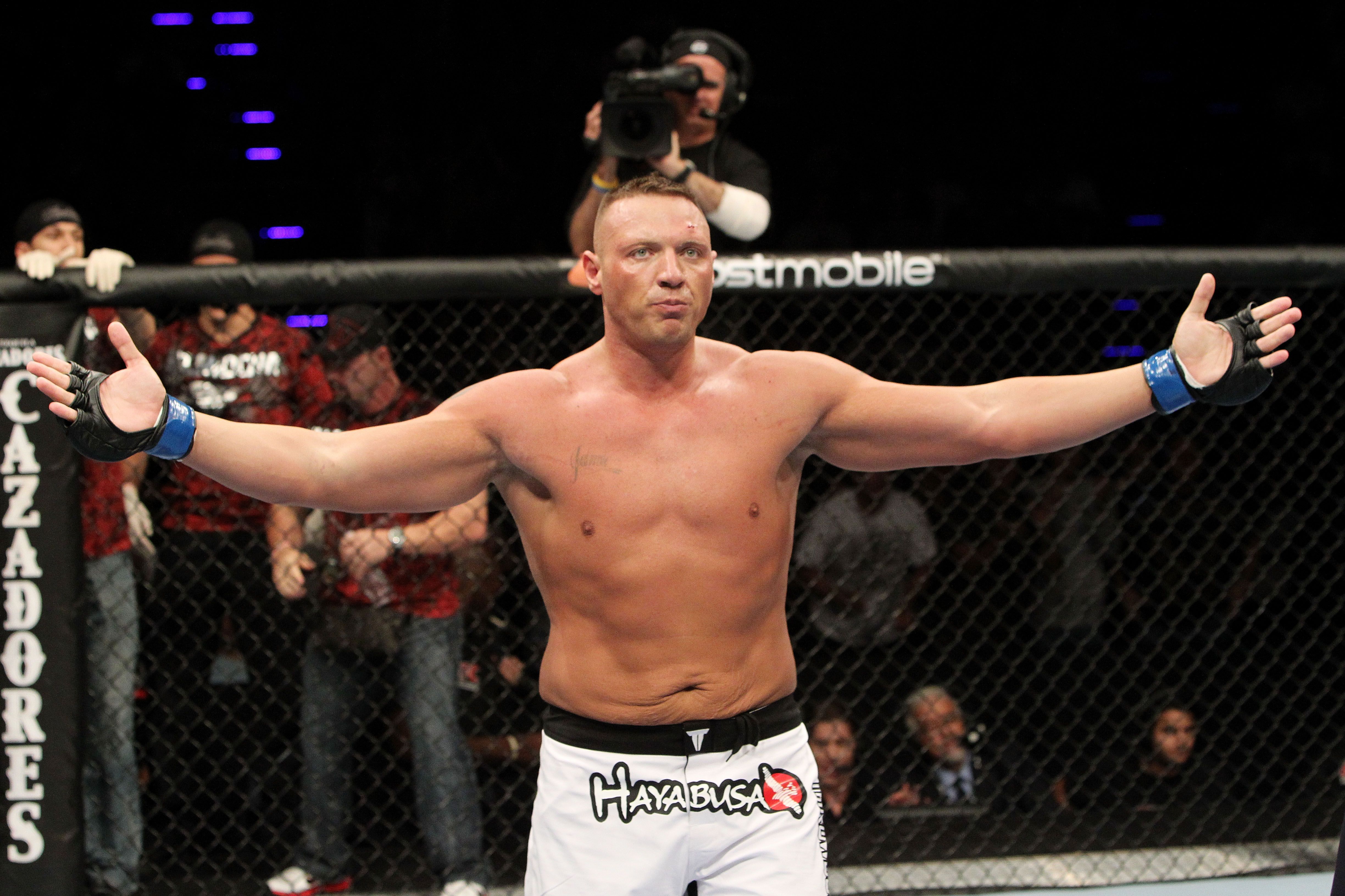 Top 10 Super Heavyweight MMA Fighters